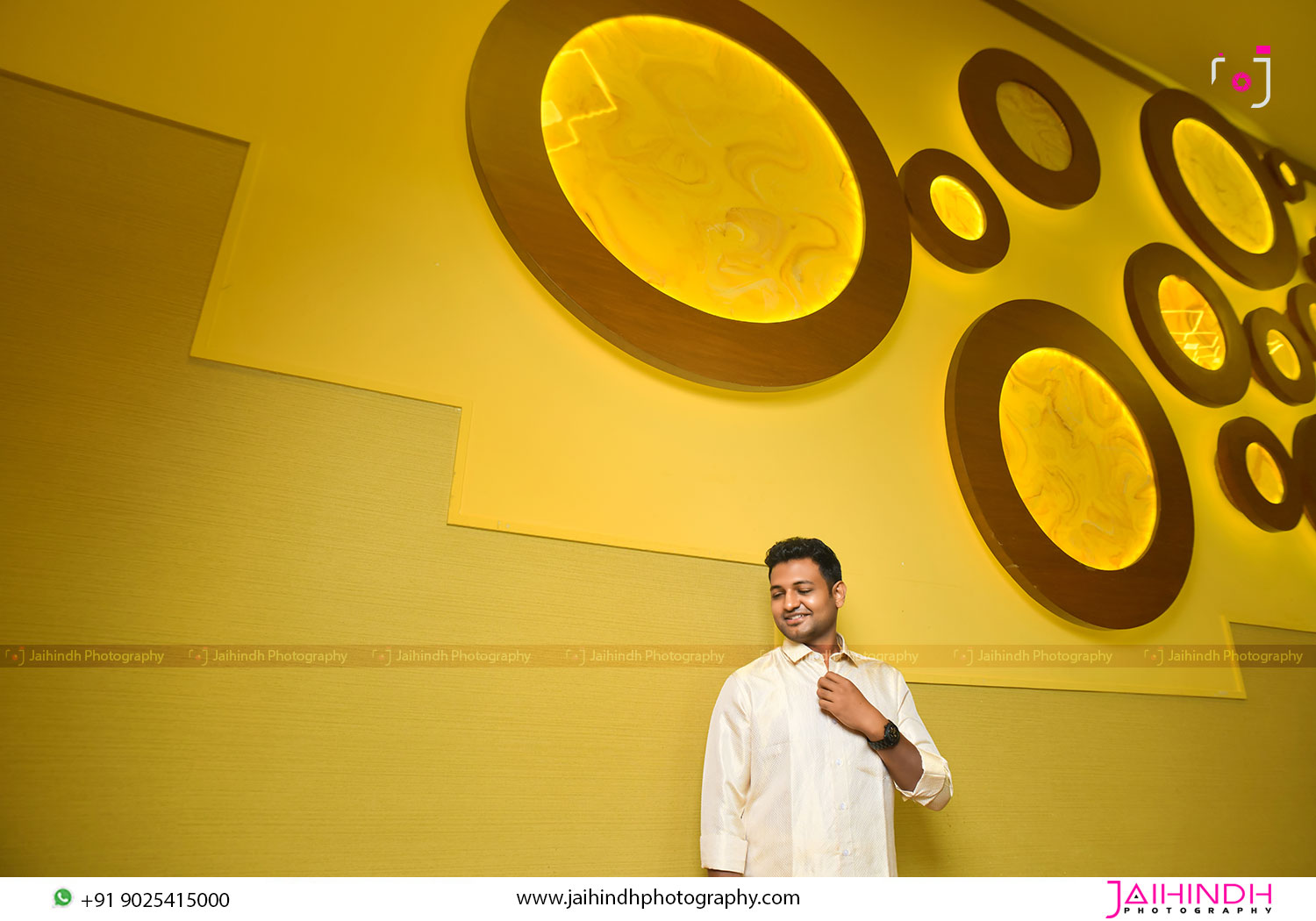 A Sacred Union: Muthu and Deepika's Traditional Hindu Wedding in Madurai