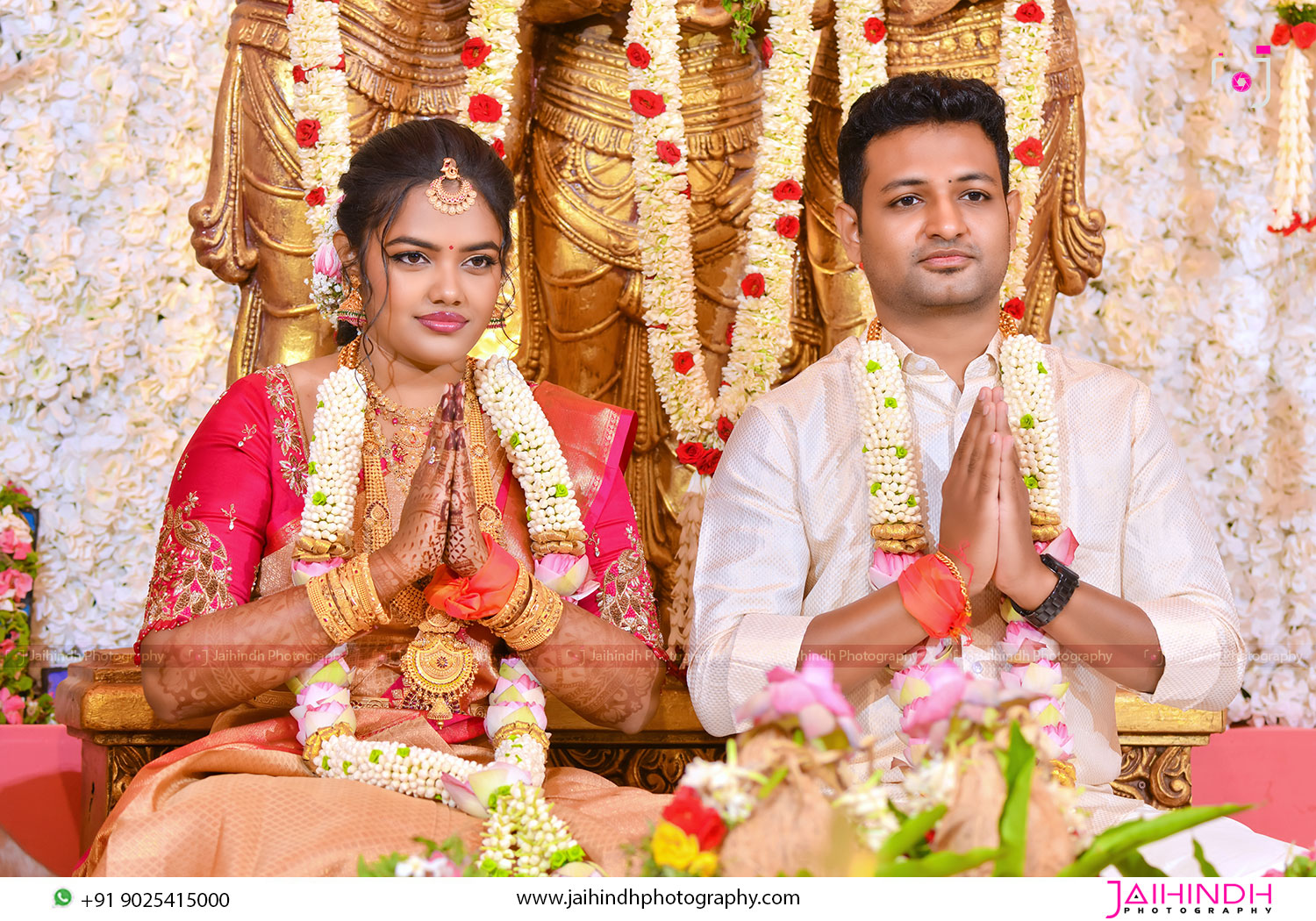A Sacred Union: Muthu and Deepika's Traditional Hindu Wedding in Madurai